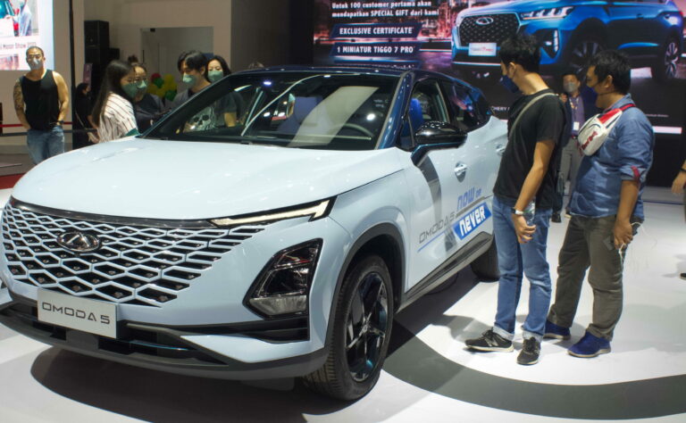 Omoda 5: prezzo, interni, motore, dimensioni, uscita in Italia. Ecco il ...