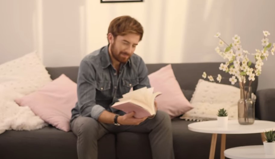 Chi è Francesco Sole? Età, fidanzata e biografia dell'attore e influencer