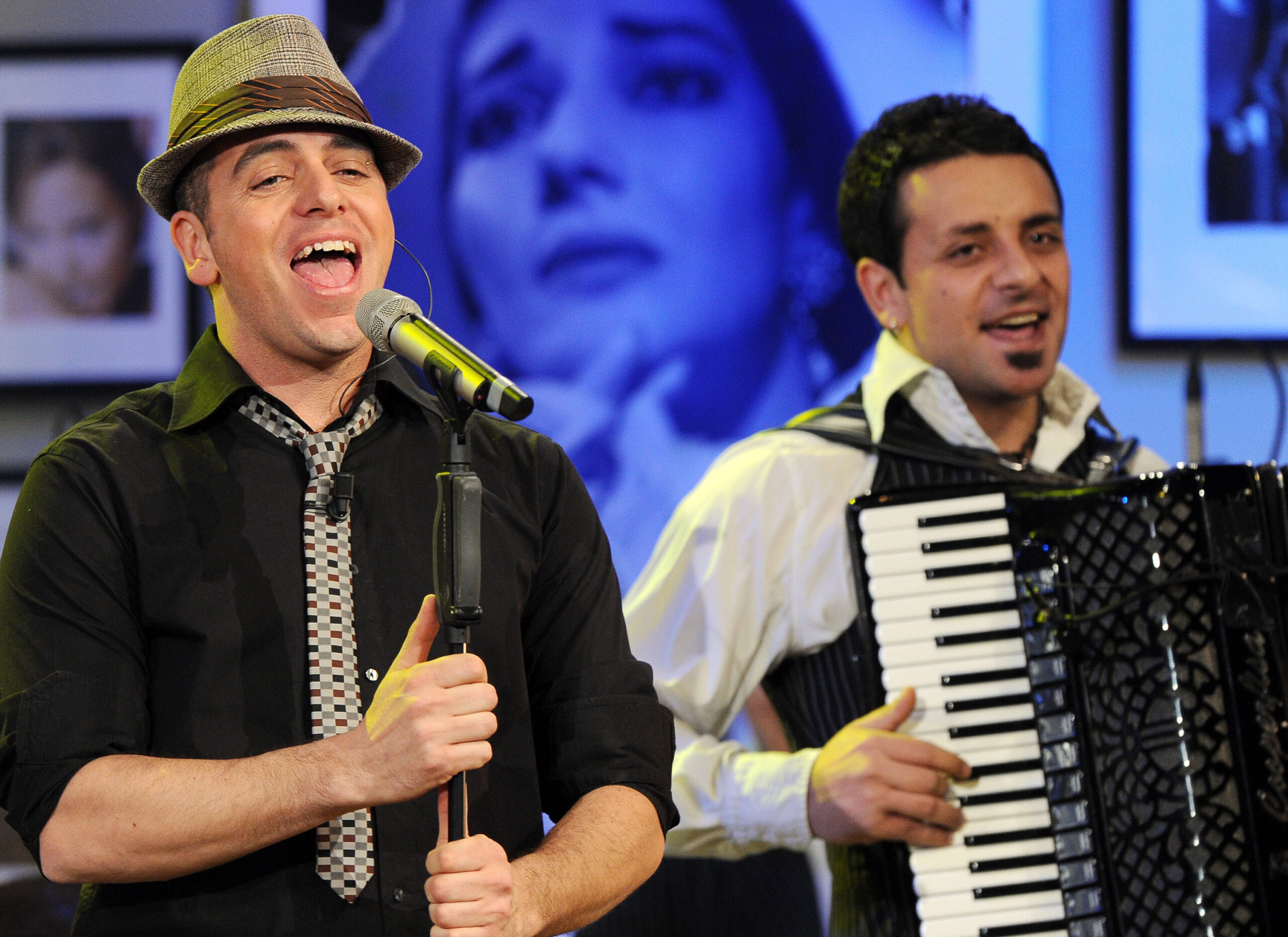 Romagna mia: qual è la storia della canzone che festeggia 70 anni a ...