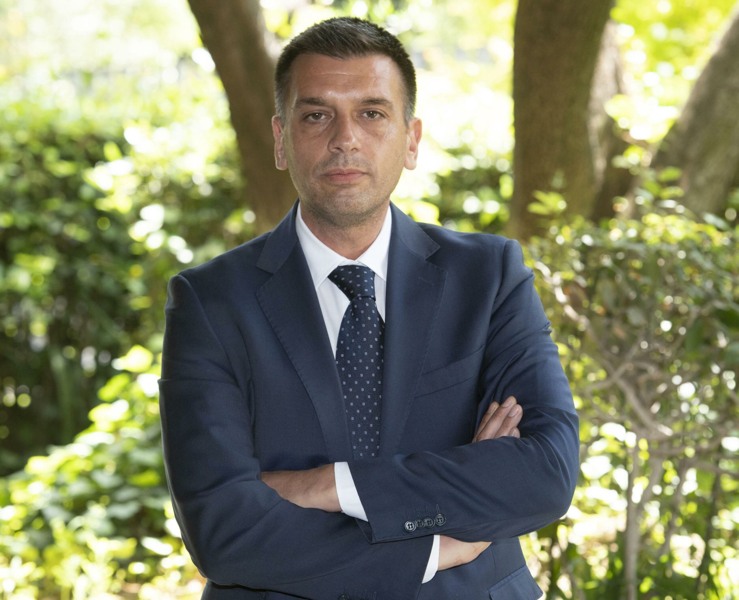 Chi è Roberto Poletti: età, carriera e marito del conduttore di Mattino 4