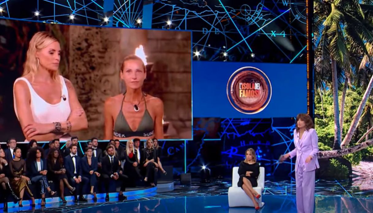 Isola dei famosi 2024, chi è uscito ieri sera e chi è il primo finalista. Riassunto puntata 29 ...