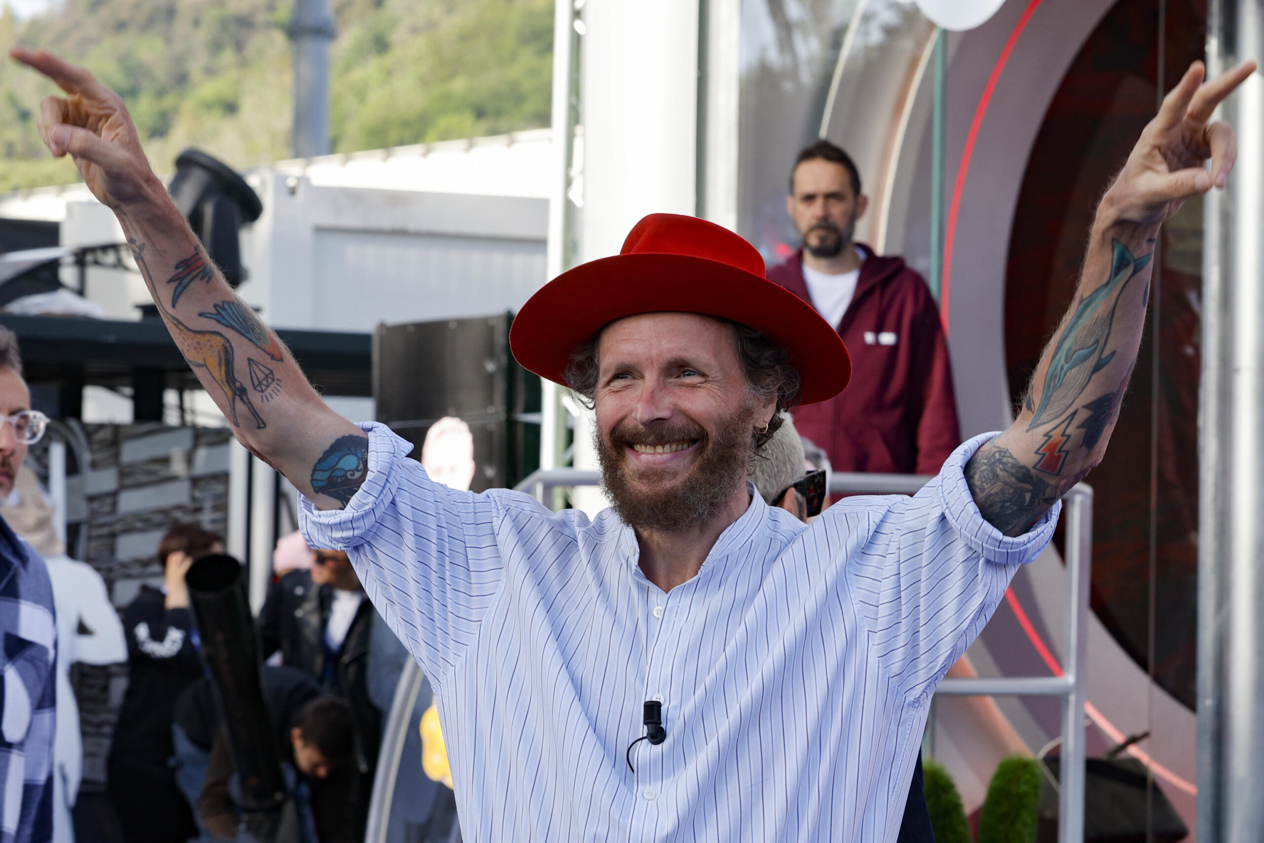 Palajova 2025, Jovanotti torna in live dopo l'incidente: date, biglietti, prezzi e scaletta del ...