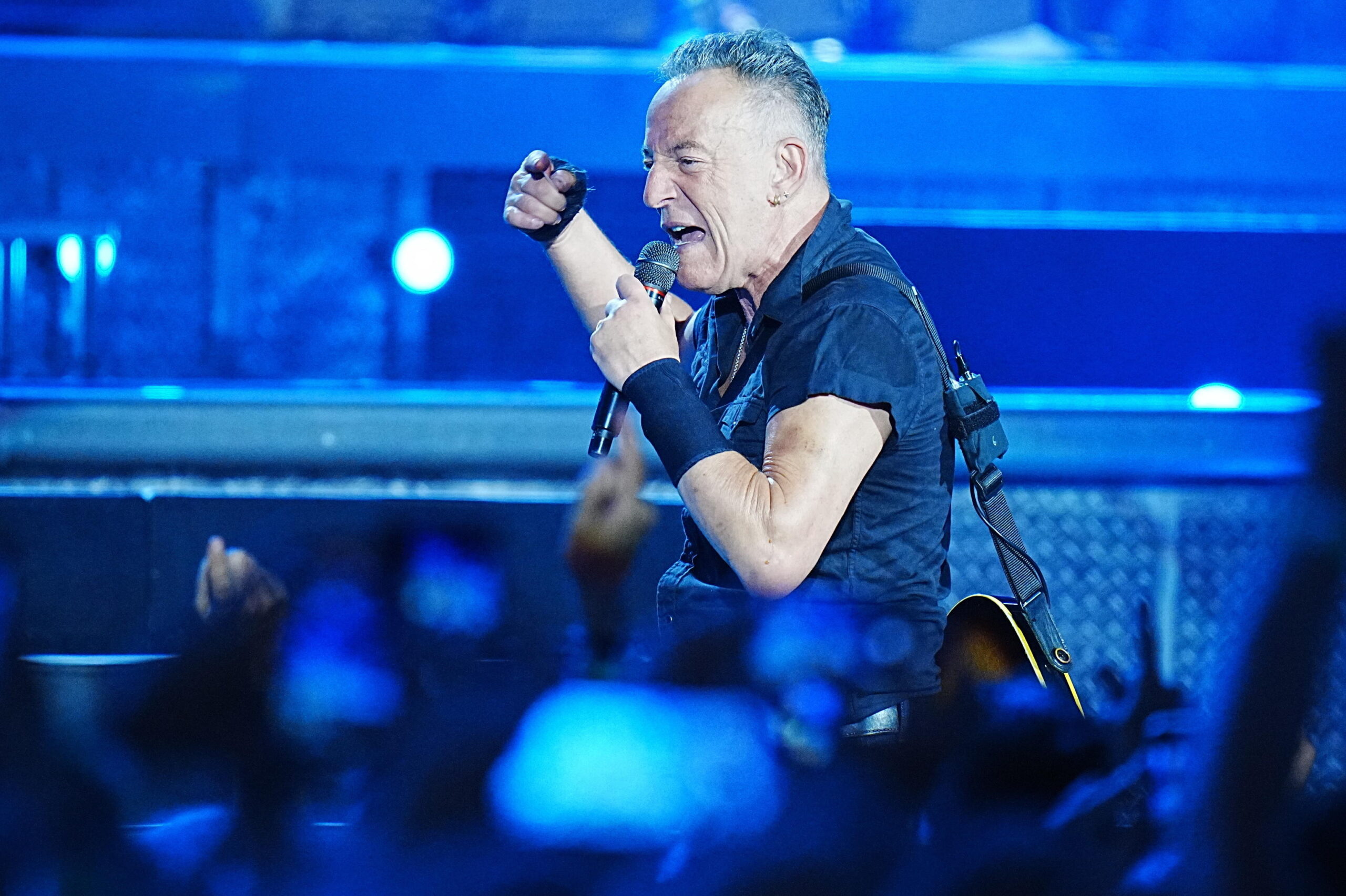 Milano, rinviati i concerti di Bruce Springsteen a San Siro dell'1 e ...