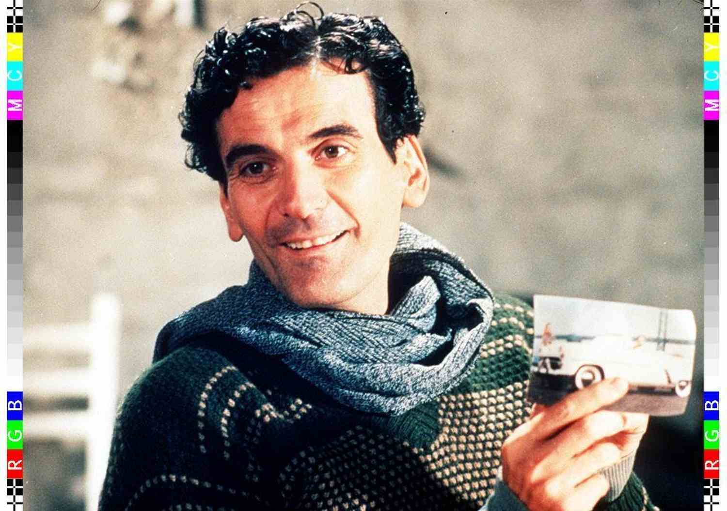 Massimo Troisi: oggi sono 30 anni dalla morte e arriva un documentario ...
