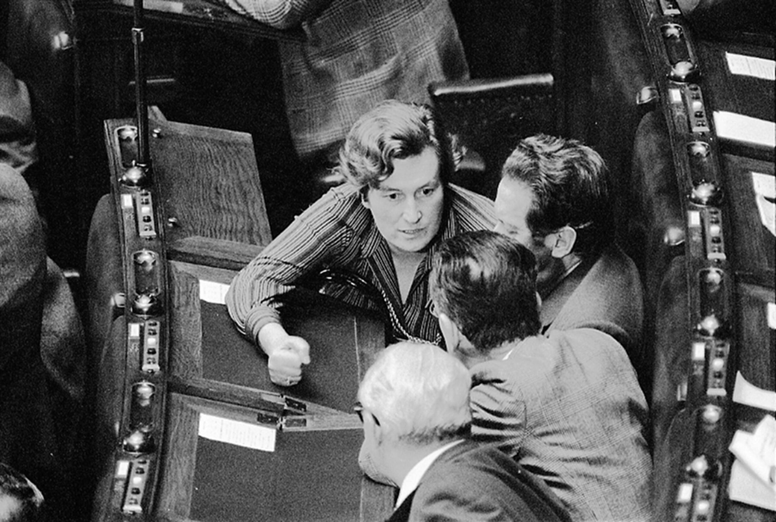 Chi era Tina Anselmi? Causa morte, marito, figli, partito e storia ...