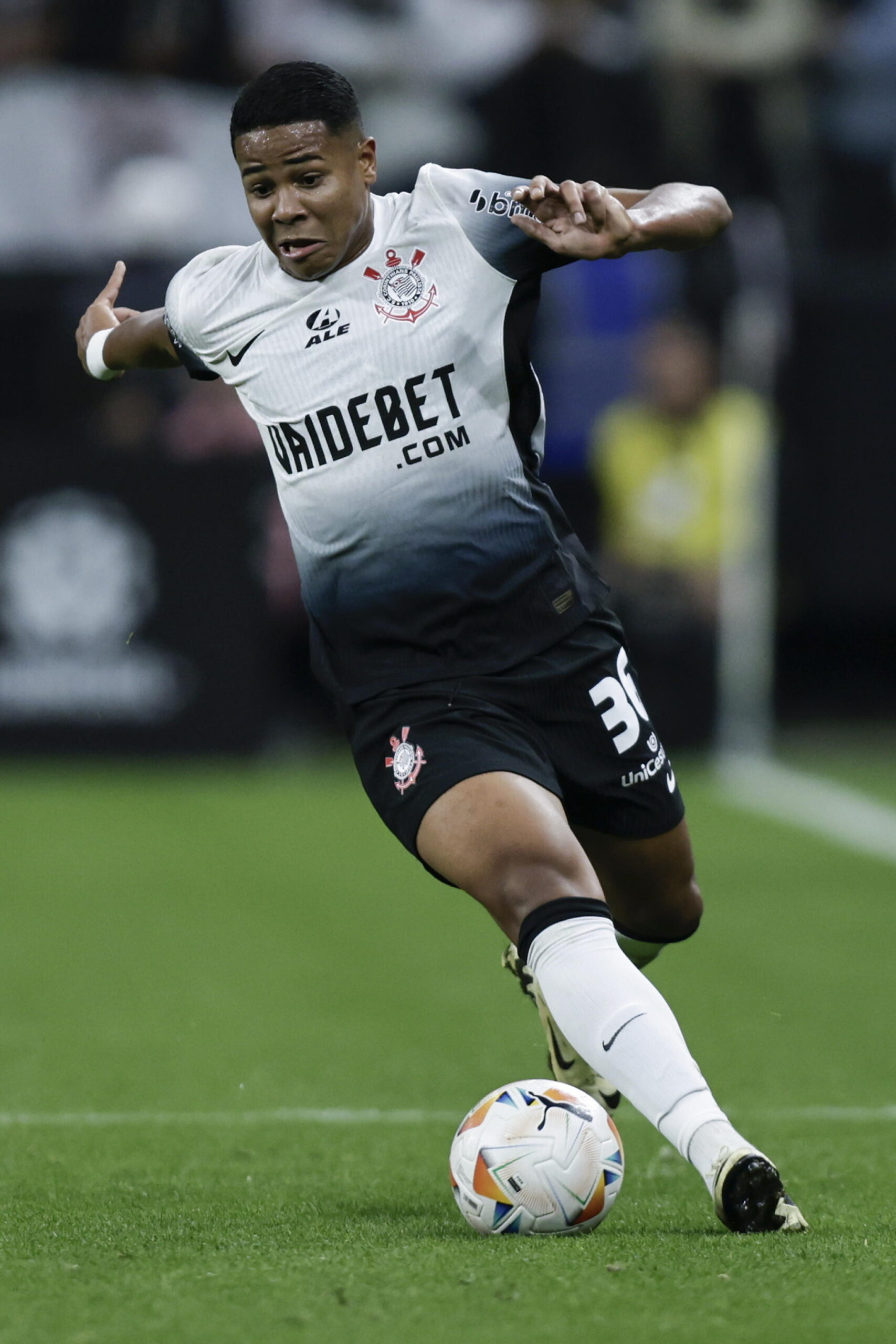 Chi è Wesley? Età, carriera, ruolo e caratteristiche tecniche del ...