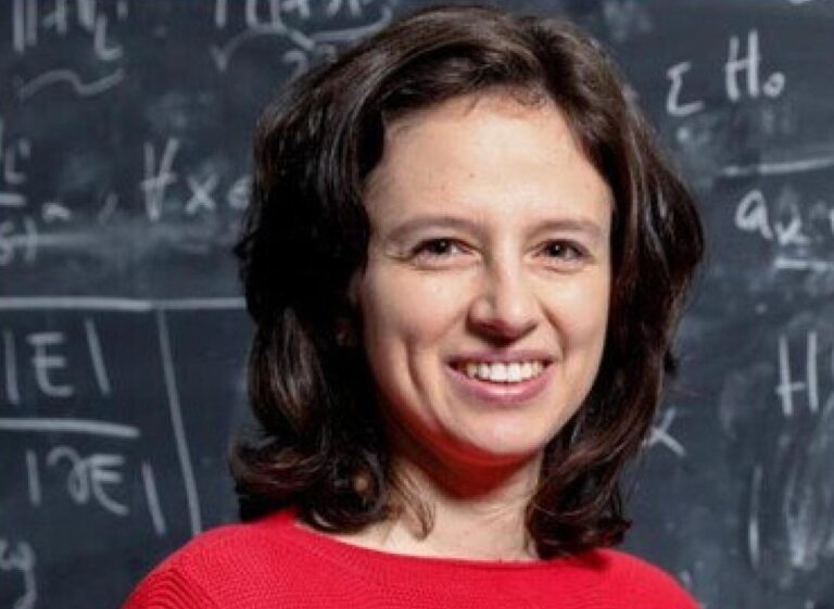 Chi è Maria Colombo? Età, marito, figli, premi e curriculum della ...