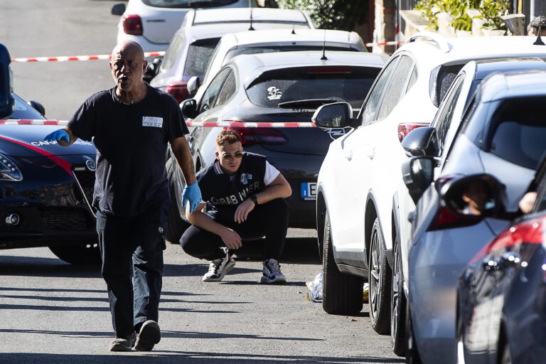 Torino, Nabu Roua uccisa a coltellate dal marito davanti ai figli: è il ...